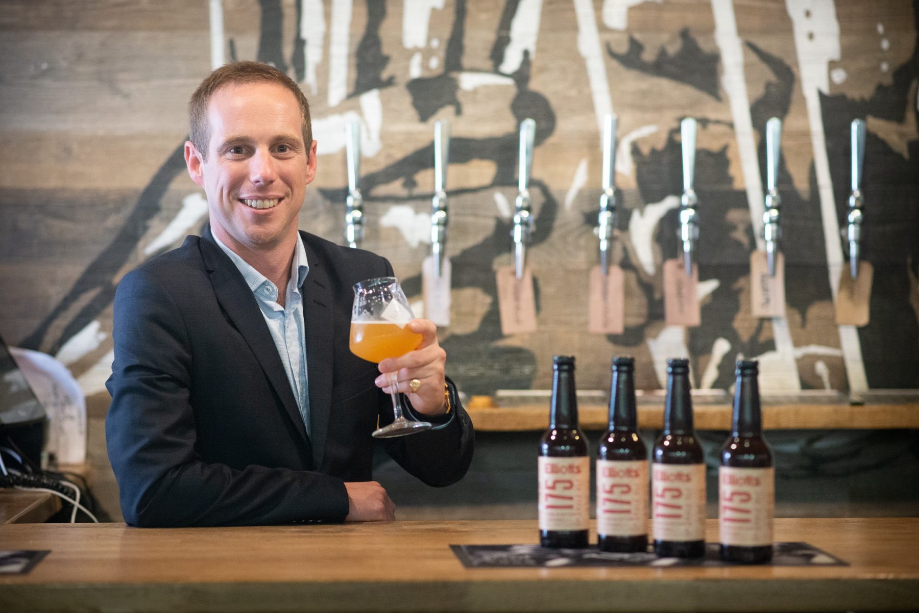 Elliotts celebrates heritage with limited edition ale - Builders ...