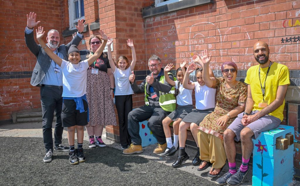 Selco Builders Warehouse supply 'Buddy Bench' to local school ...