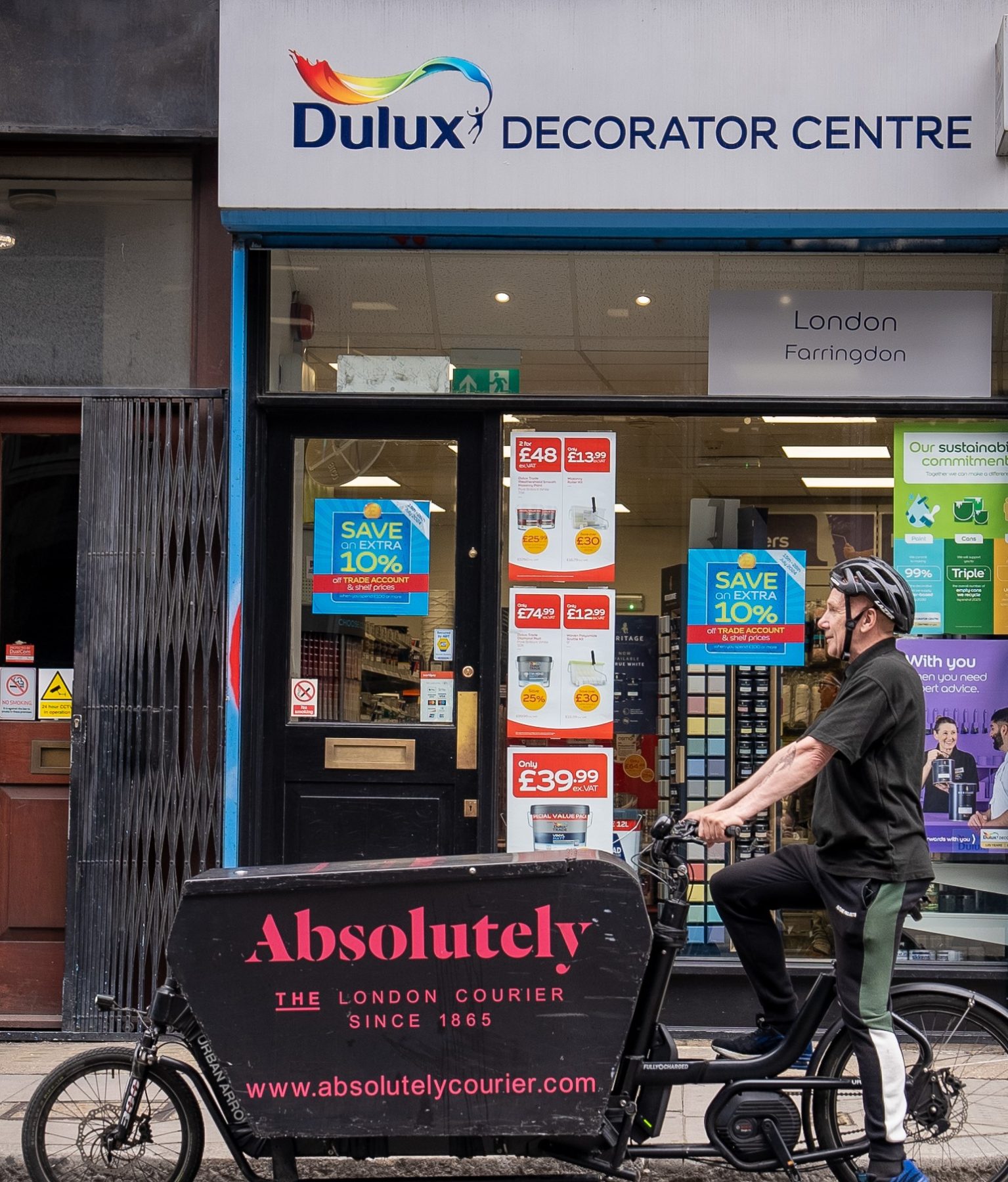 Dulux Decorator Centre now delivers with e-cargo bikes - Builders ...