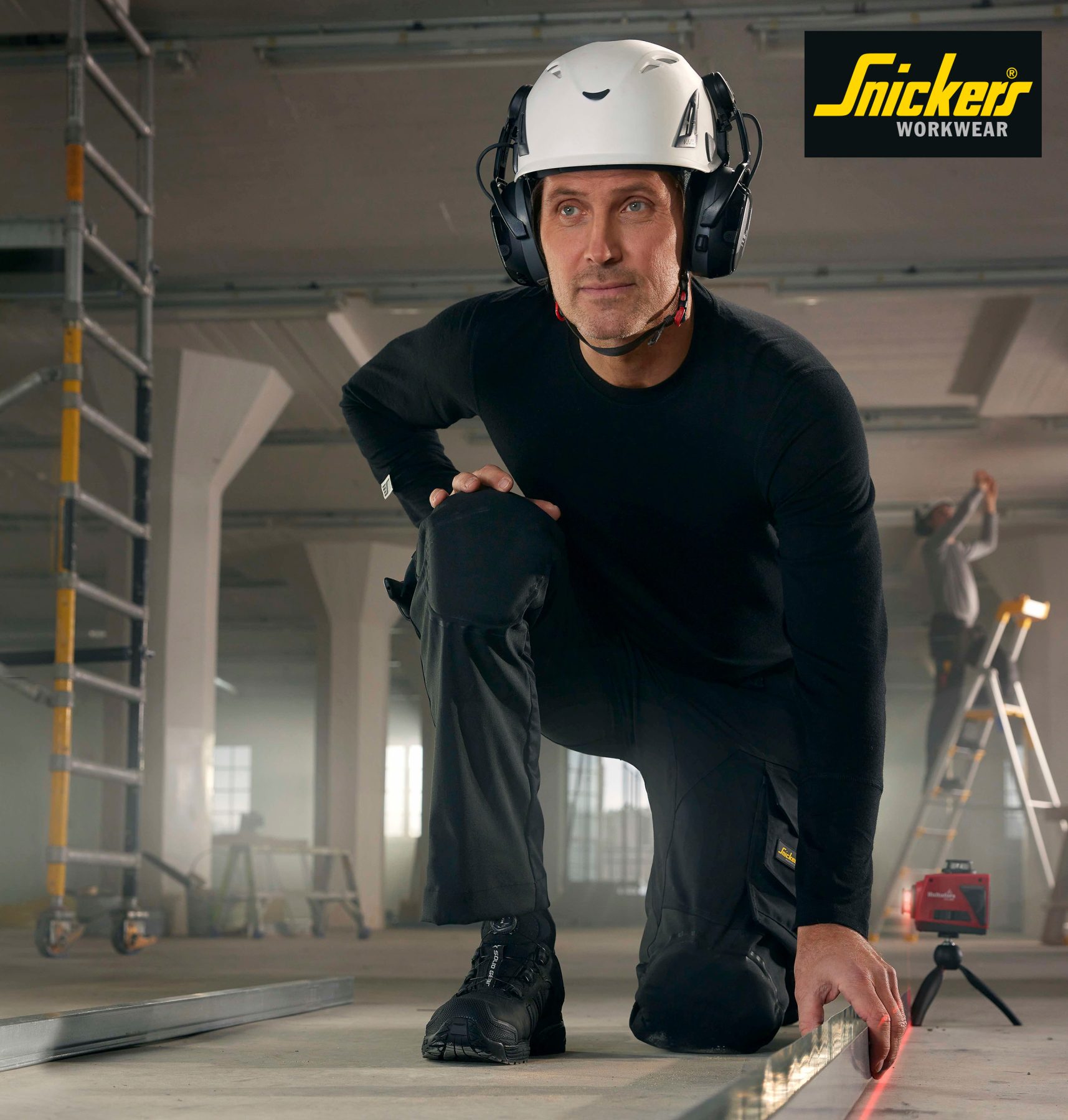 Snickers launches “world’s first” trousers with built-in kneepads ...