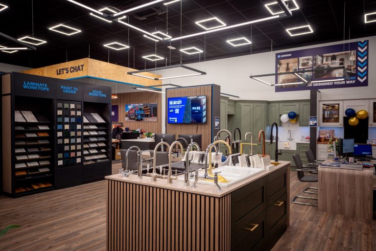 Jewson heads west for latest Branch of the Future - Builders Merchants ...
