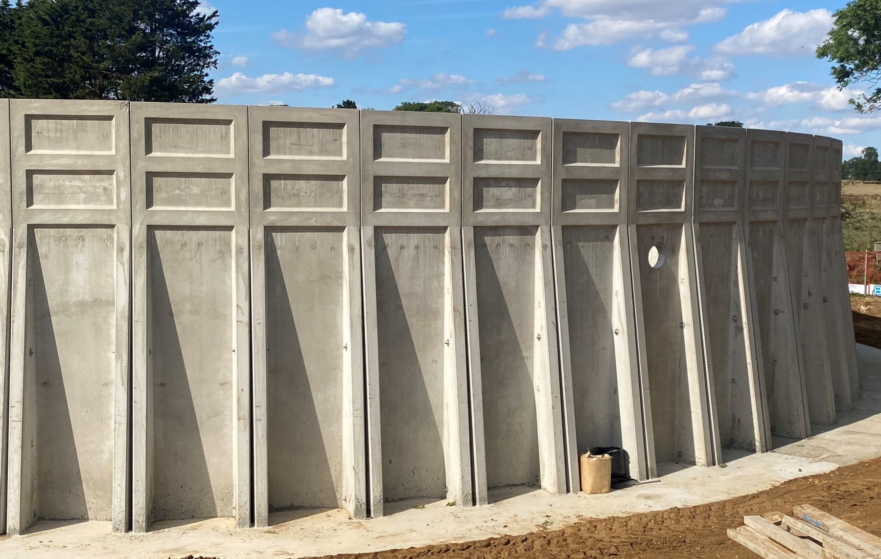 Naylor Precast Sealwall offers solution for liquid storage - Builders ...